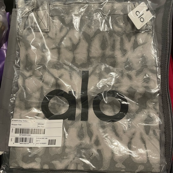 ALO Yoga | Bags | Alo Tote Bag | Poshmark